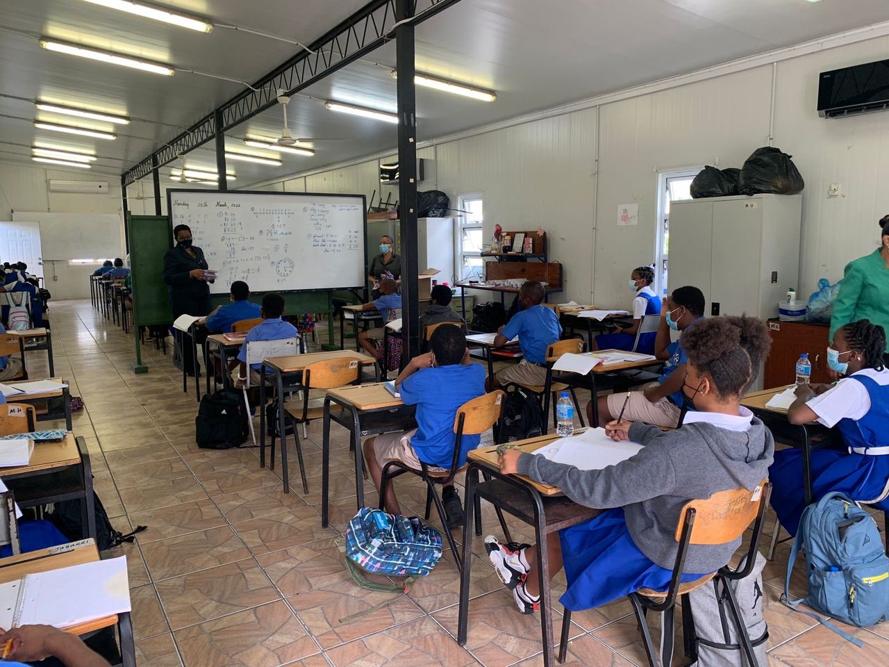 Antony Batson, Trinidadian Chutney Singer resembles to legend Sundar ...